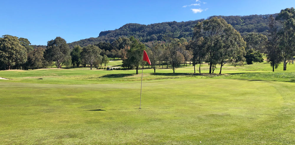 Hole 13: Excelsior | The Vale Golf